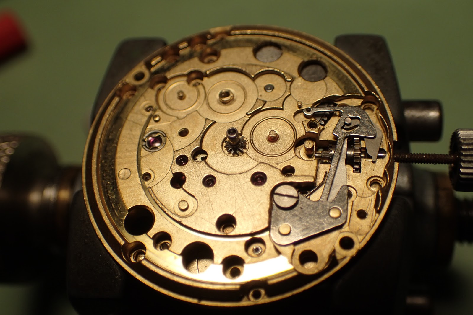 ☆經典老錶 美好時光☆ (LINE ID : goodtimegoodwatch): 老天梭古董錶 ETA 2481 按跳機芯維修分享