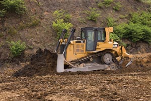 Kuning-Kuning Ulat Bulu (Caterpillar): Traktor Medium Tipe Roda Rantai