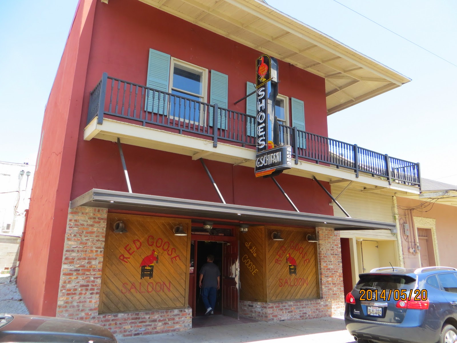 Jeeps Pubs Taverns and Bars: Red Goose Saloon (Thibodaux Louisiana)