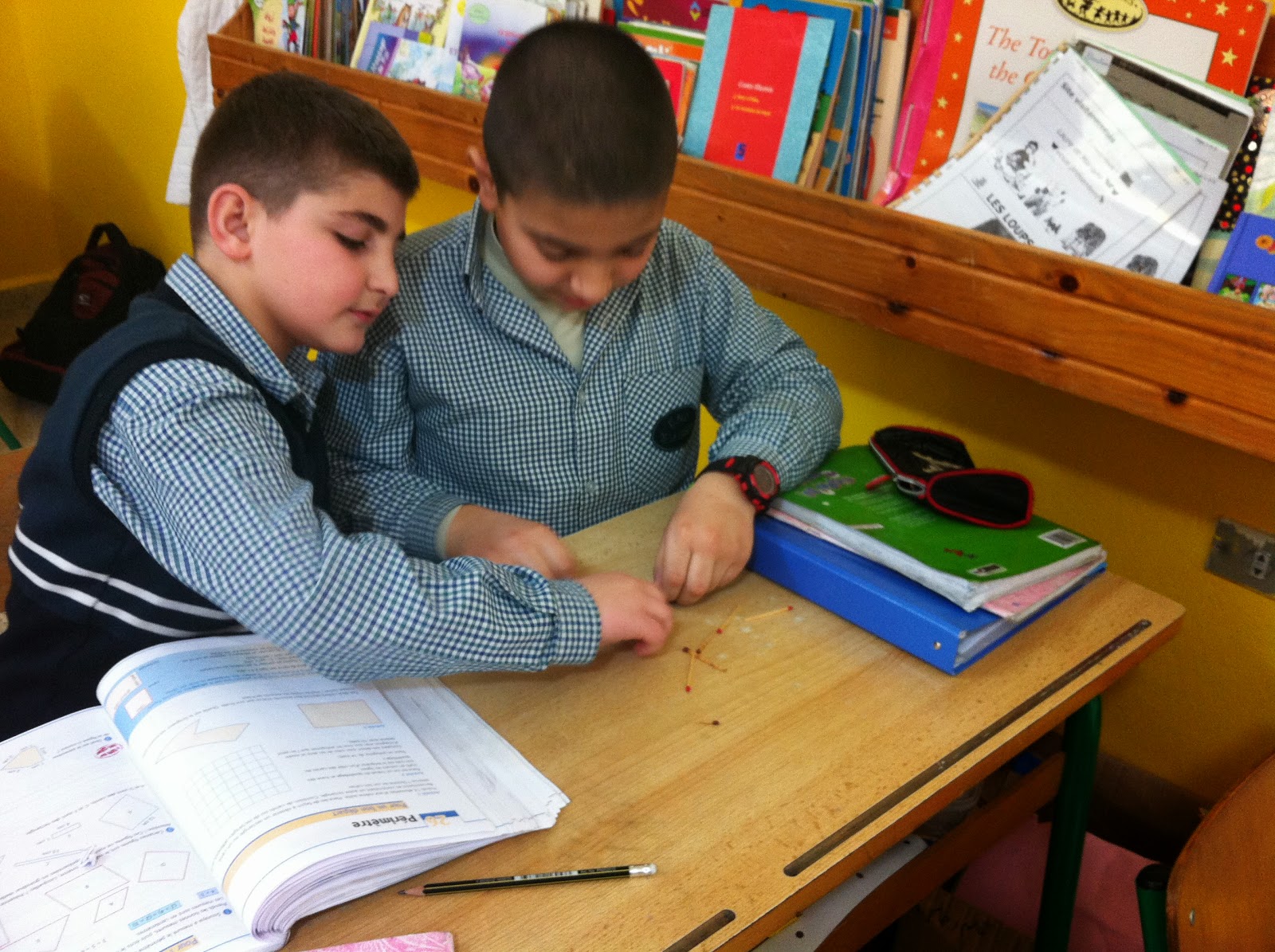 Ecole Notre Dame de la Lumière - classes de 2013-2014: Les maths en EB4