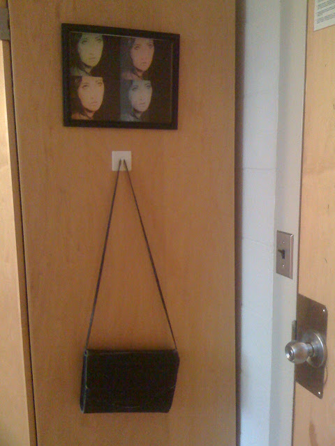 27 Passions: How to Recreate an Ugly Dorm Room