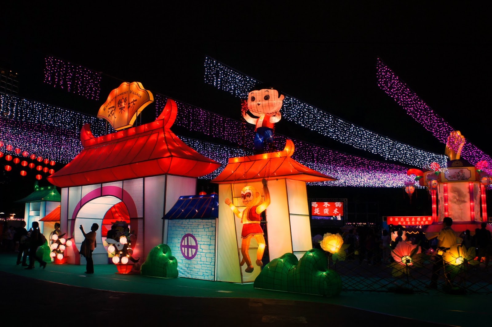 TOP 10 Most Spectacular Carnivals of the World - Tapandaola111