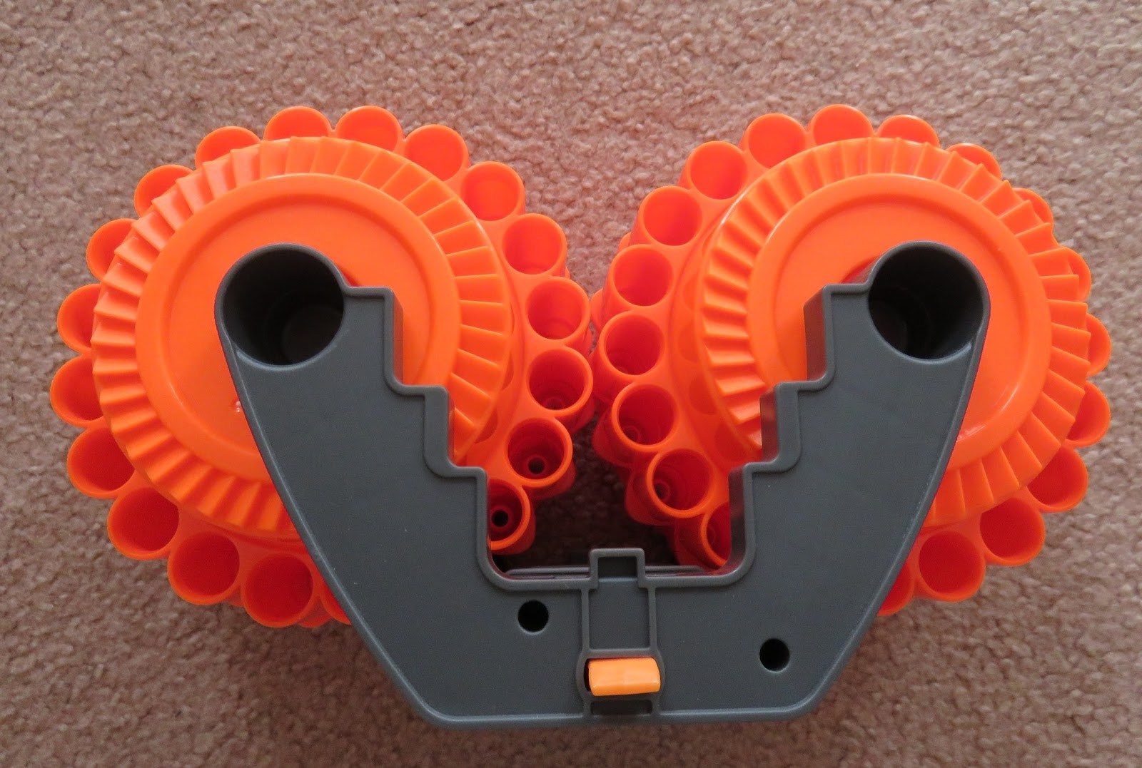 Outback Nerf: Review: Buzz Bee Double Drum (15m) [Barbarian]