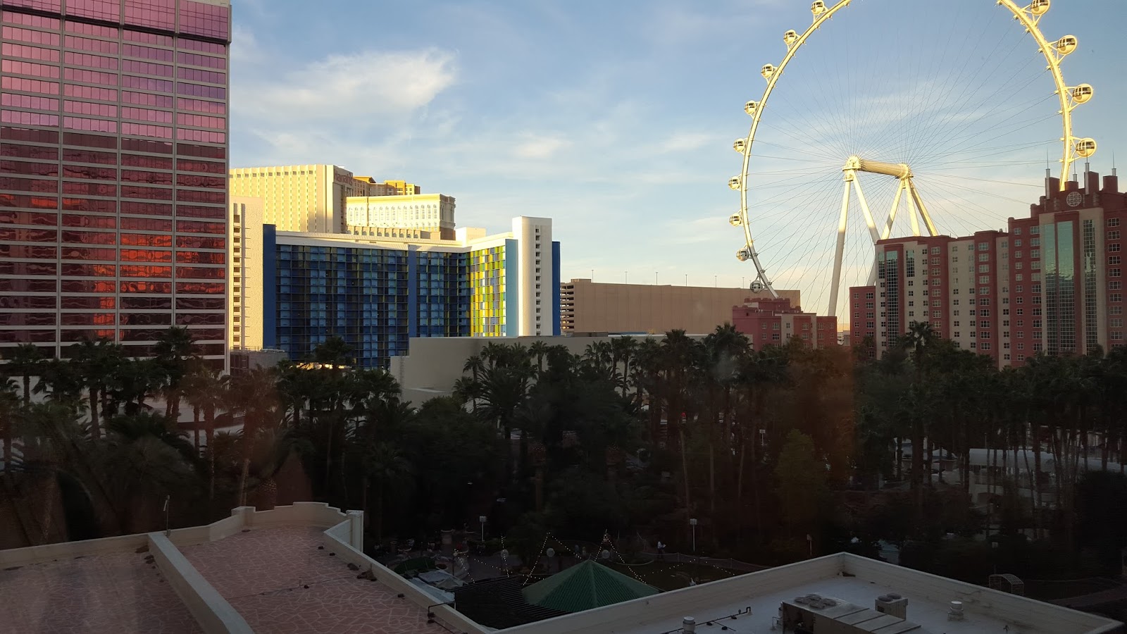 Vegas Central: Spring Trip 2016: About those Flamingo FAB rooms...