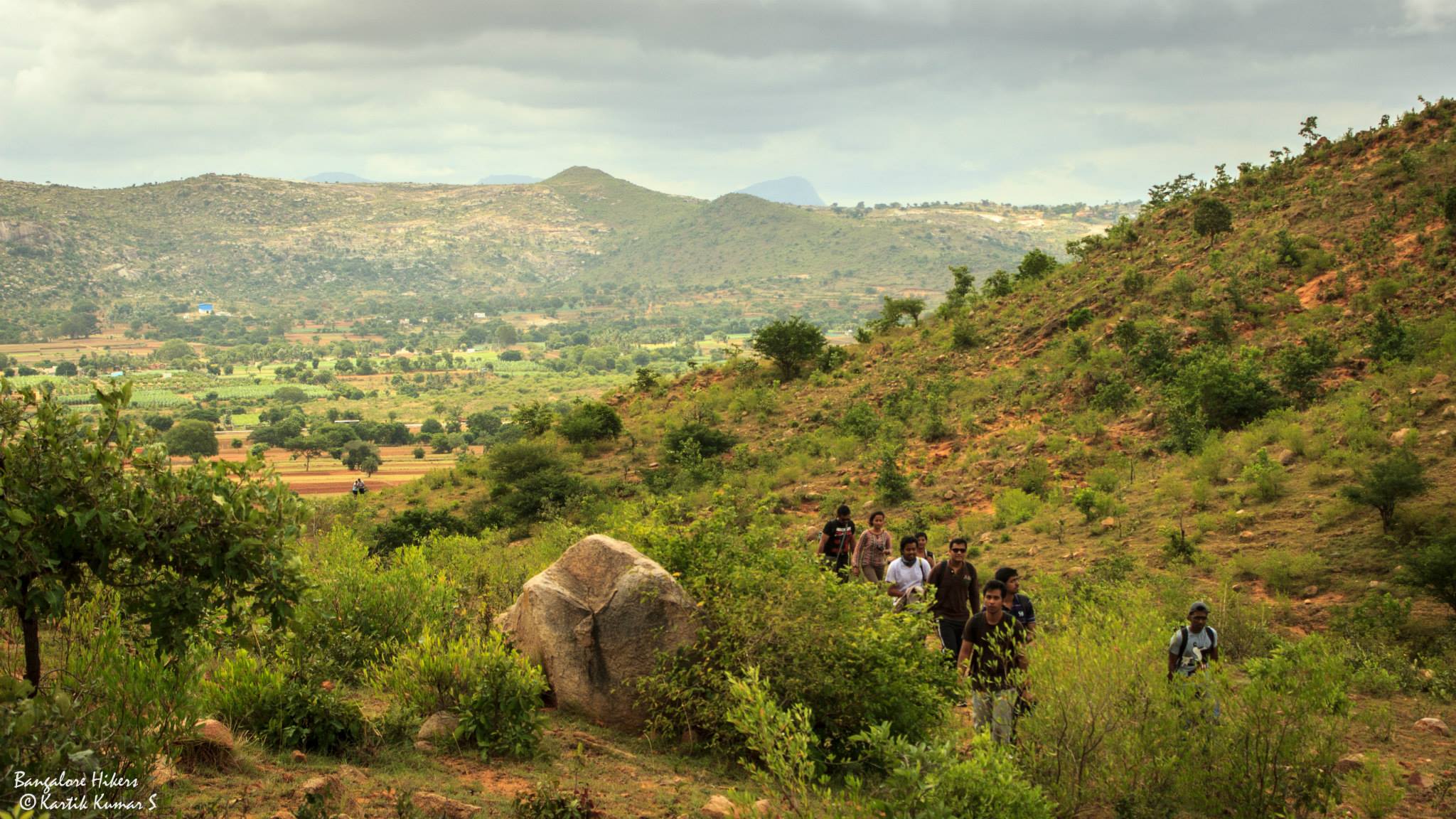 Makalidurga Trek in Cloudy Weather and Cool Breeze | Bangalore Hikers