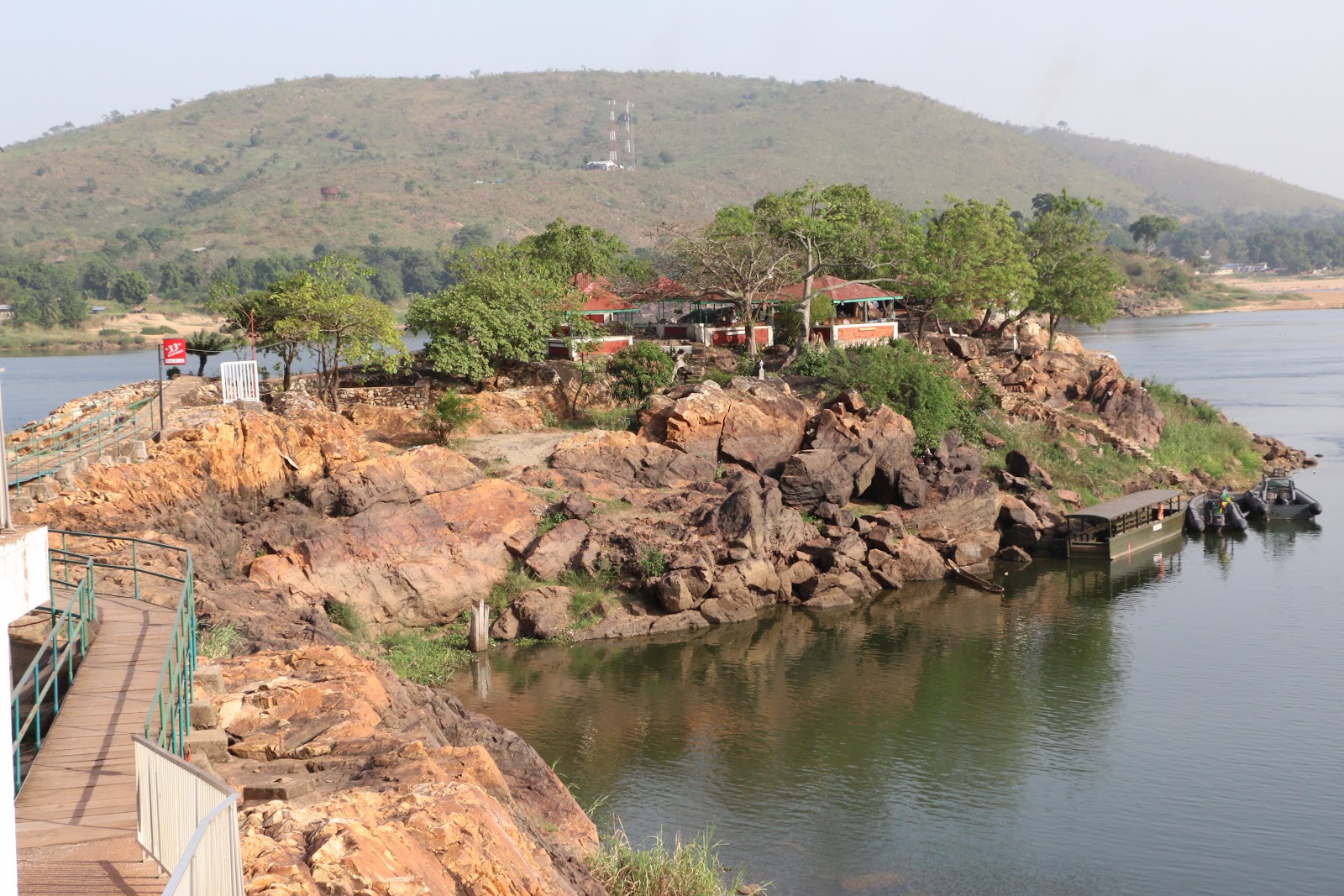 Melissa on the road: More pictures from pretty Bangui