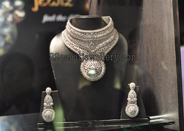 Heavy Diamond Bridal Necklaces Complete Set - Jewellery Designs