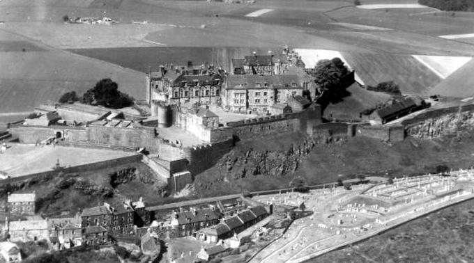 Tour Scotland: Old Photographs Stirling Castle Scotland