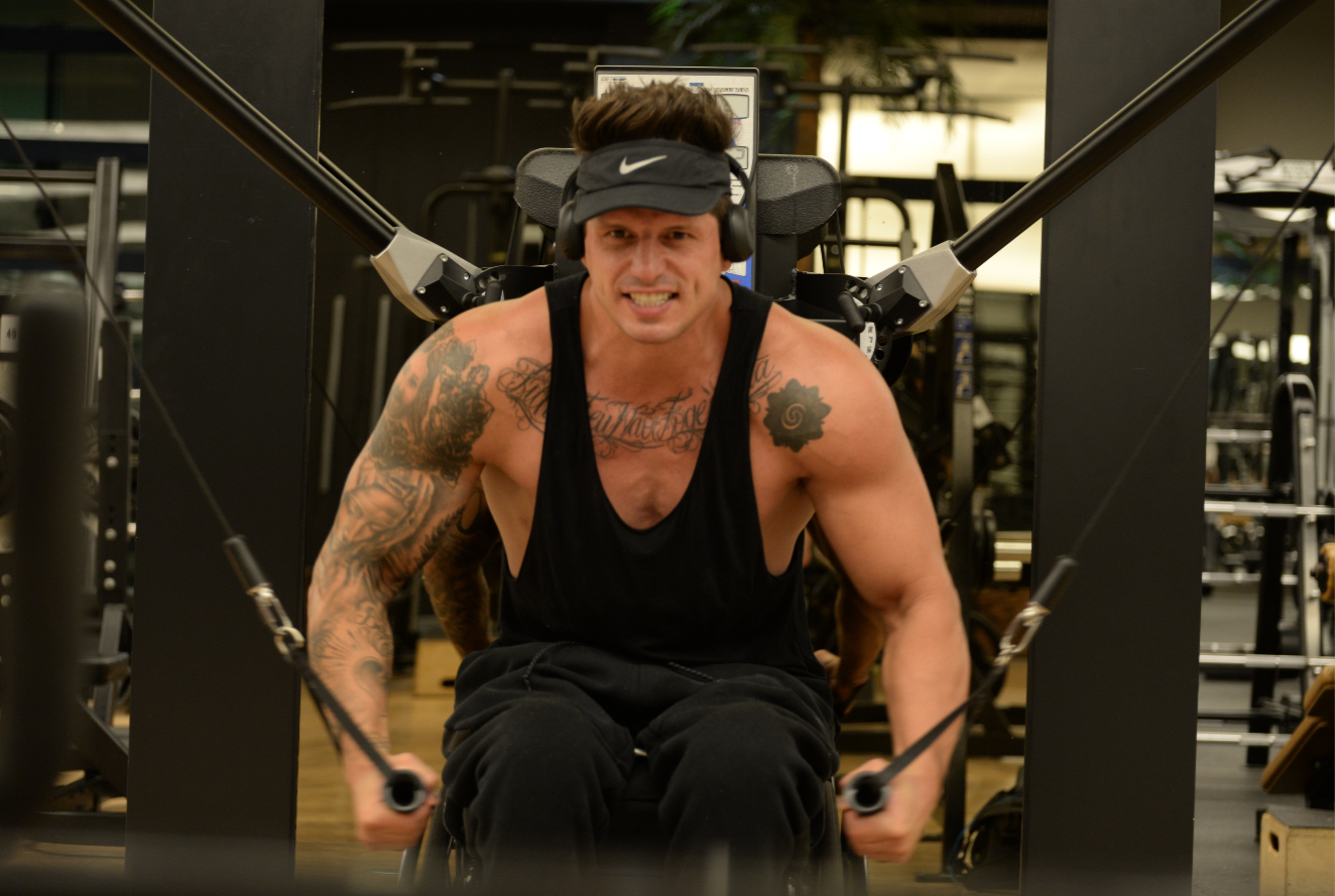 FERNANDO FERNANDES LANÇA LIVRO "INQUEBRÁVEL" EM BRASÍLIA