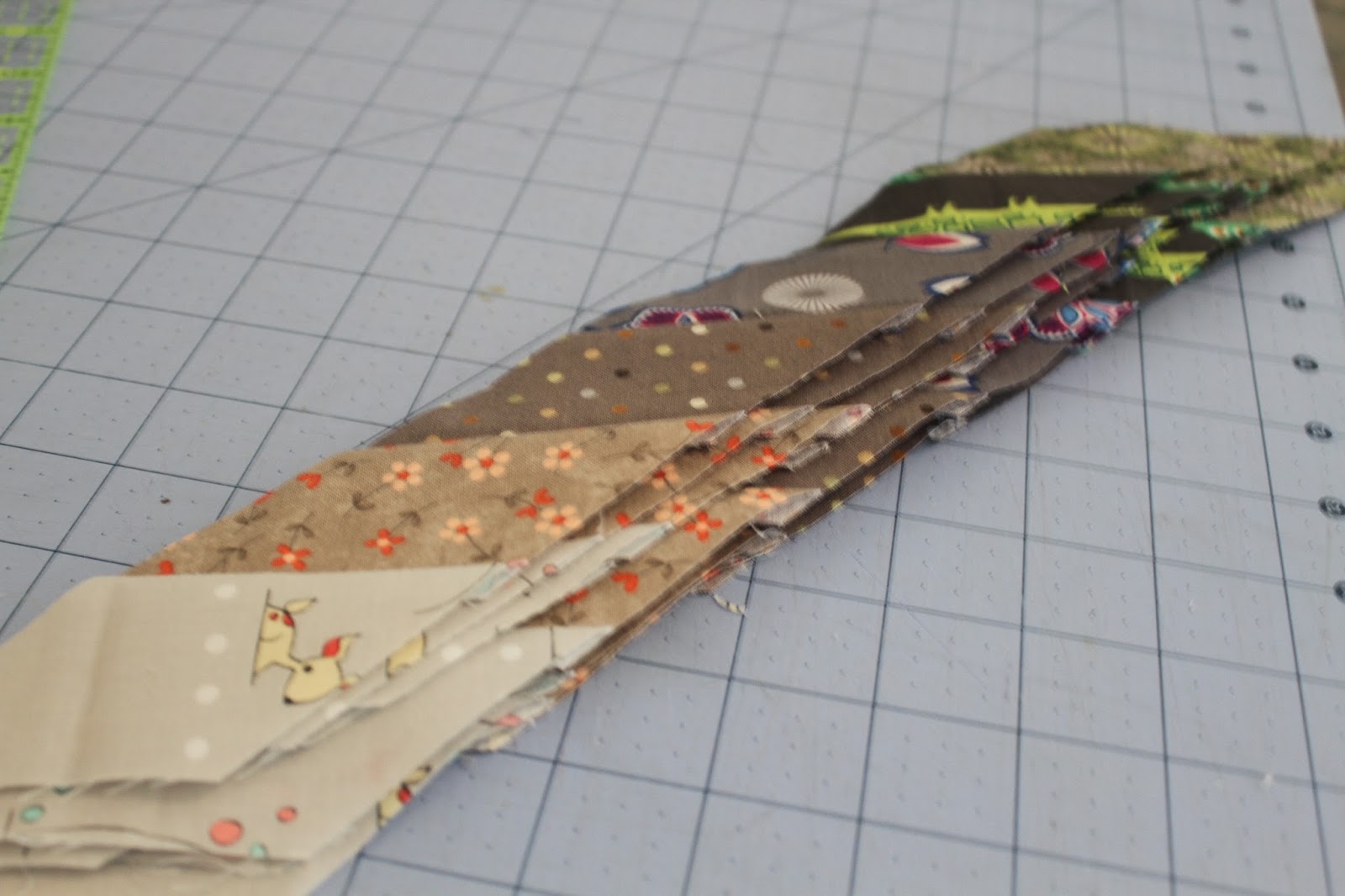 Chona Homegrown: My first tutorial! Strip Pieced Star Quilts