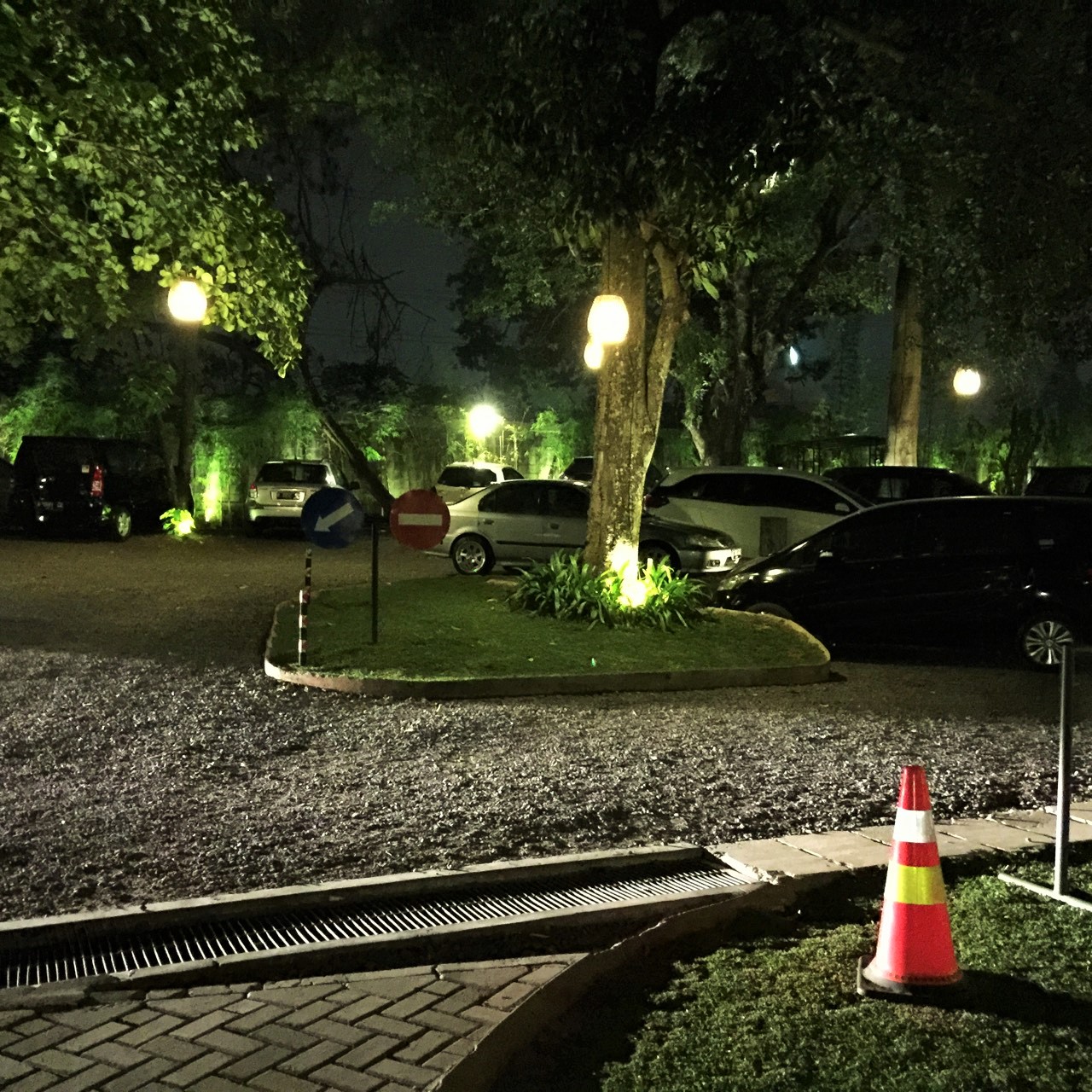 The Nomgasm: Tempat Makan Enak di Bintaro - Lot 9 Bintaro