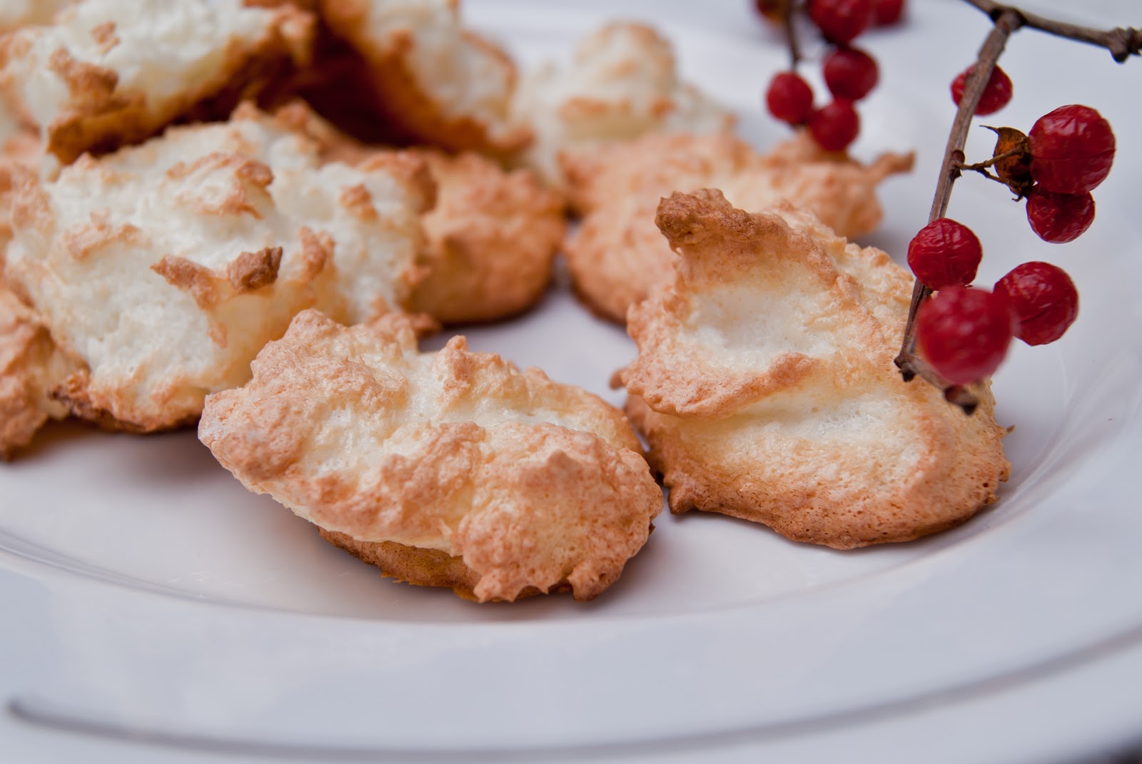 Kitchen Historic: Cocoanut Dainties (1931)