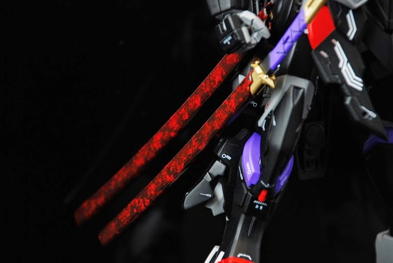 Gundam Family: MG 1/100 Blitz Gundam "Samurai" Custom Build