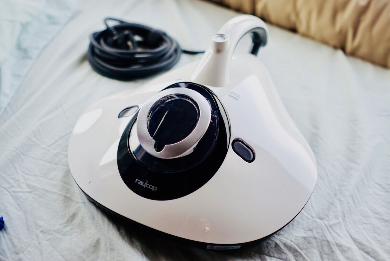 | 3C家電開箱文 | 光．淨化讓蟎蟲無所遁形《RAYCOP RE-100除蟎機》