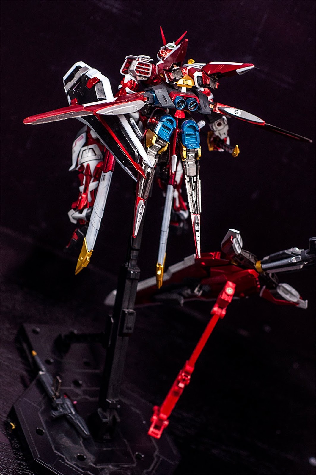 Custom Build MG 1/100 Gundam Astray Team