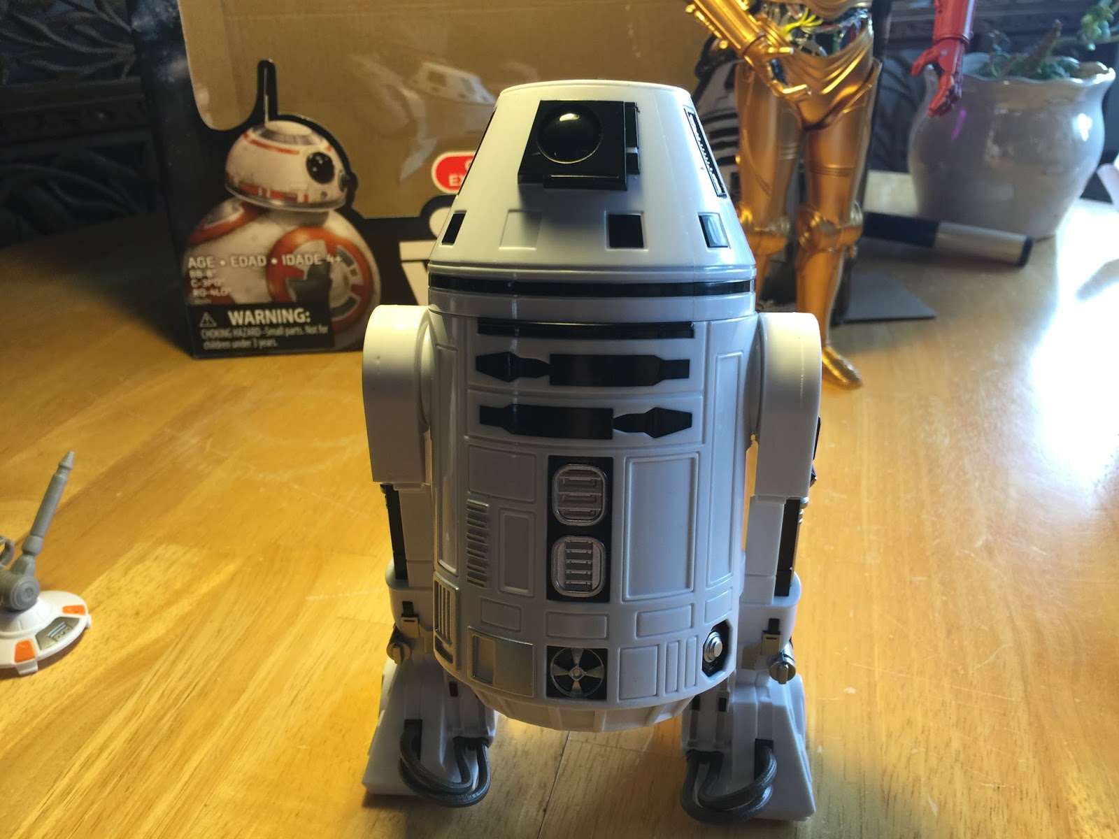 Bordon's Blog: Star Wars: The Force Awakens Target Exclusive 3 Droid Pack