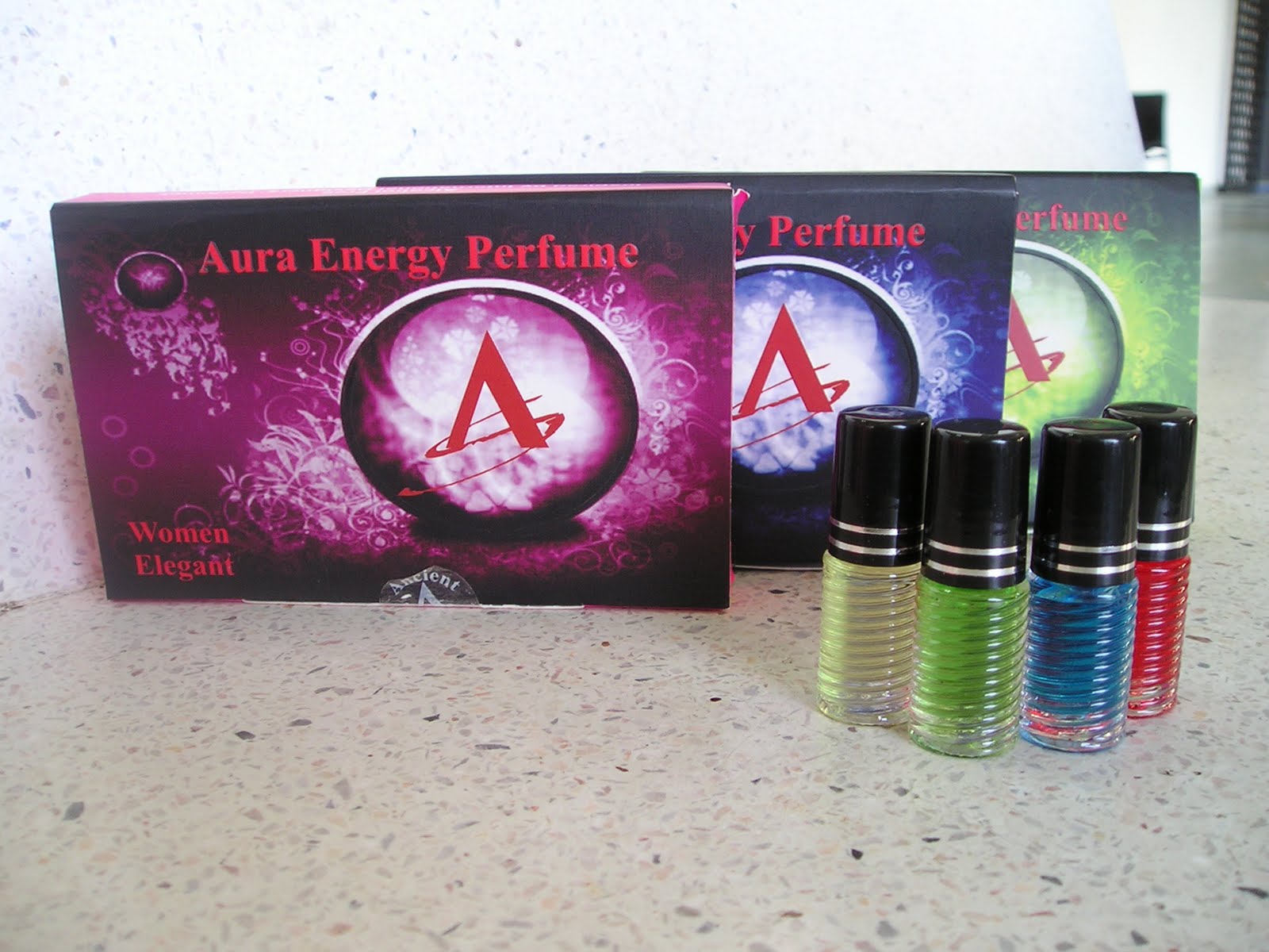 LuCkY sTaR's PrOdUcTs: Aura Energy Perfume