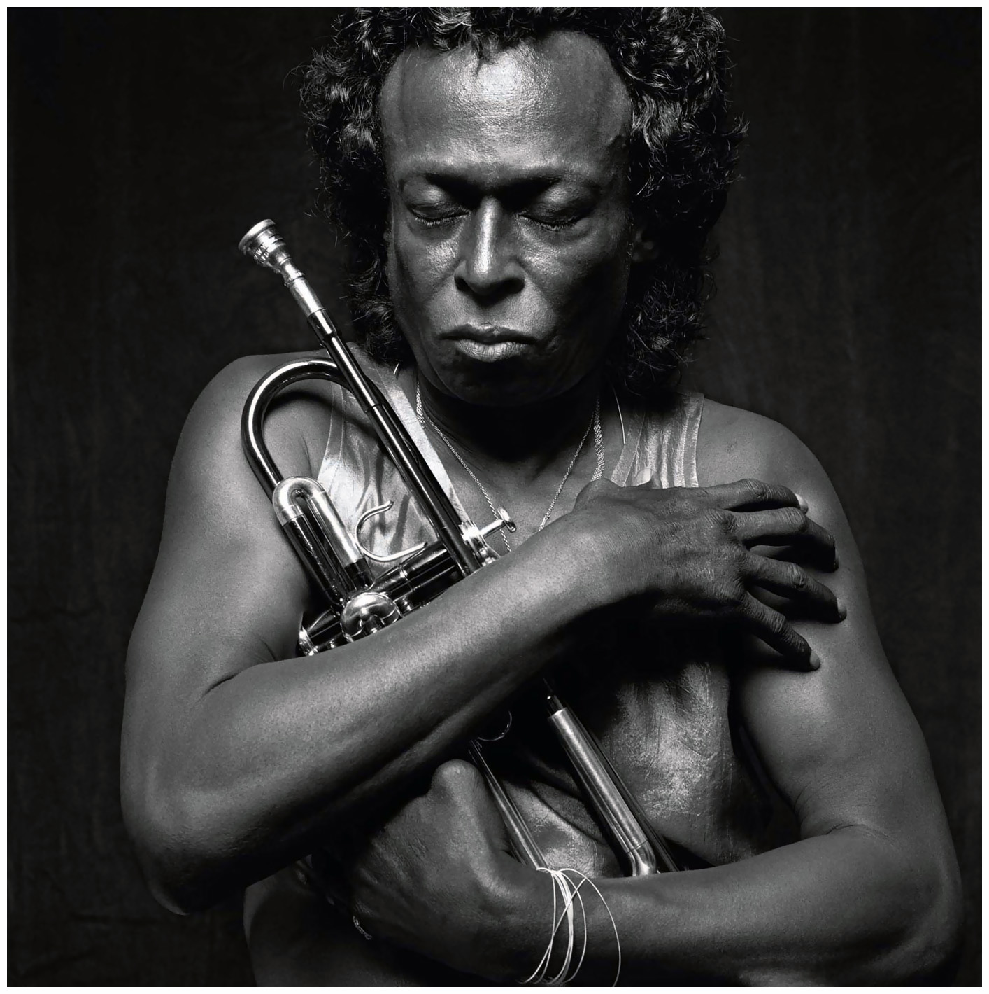 Head of photographs: MILES DAVIS ( Irving Penn)