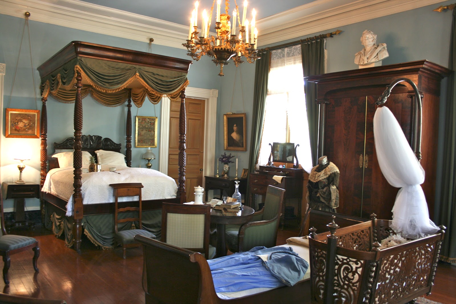 vignette design: Oak Alley Plantation