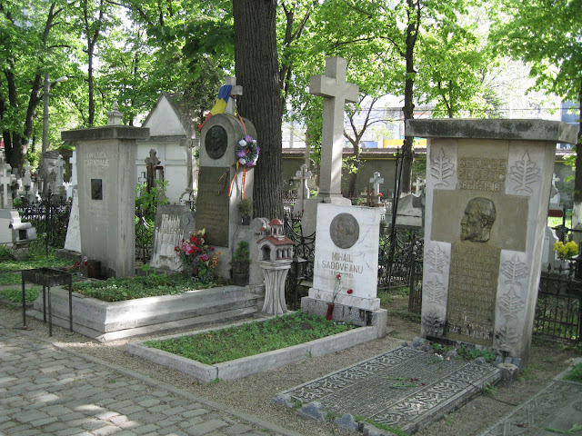 Impresii de calatorie: Cimitirul Bellu: Partea I: Personalitati