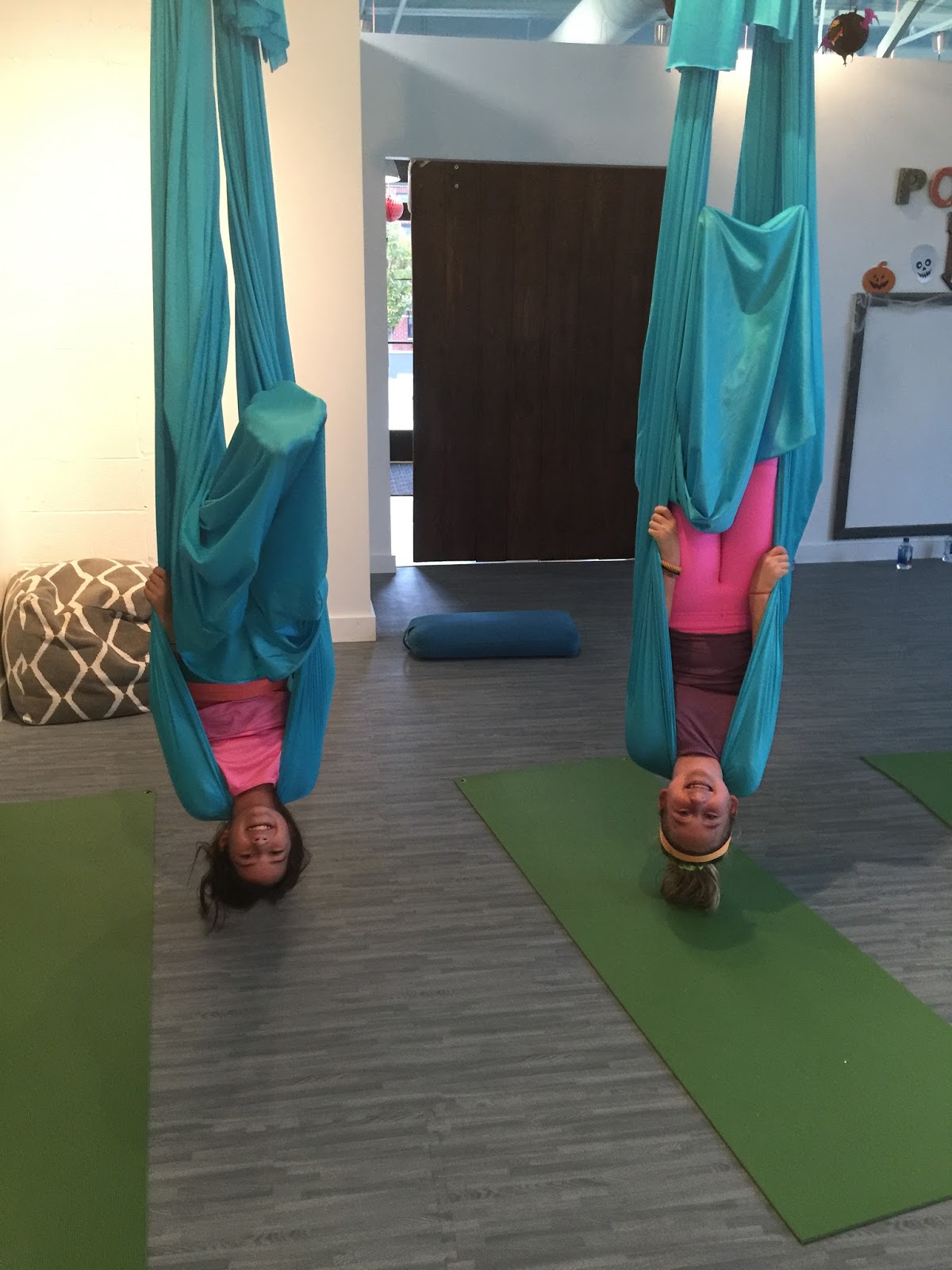 Kids Yoga Daily: Kids Aerial Yoga - Taking Flight!