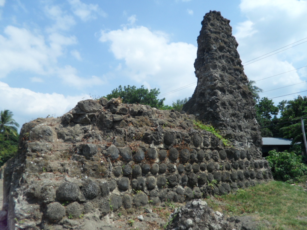 Ruins of Old Taal Church @ San Nicholas, Batangas