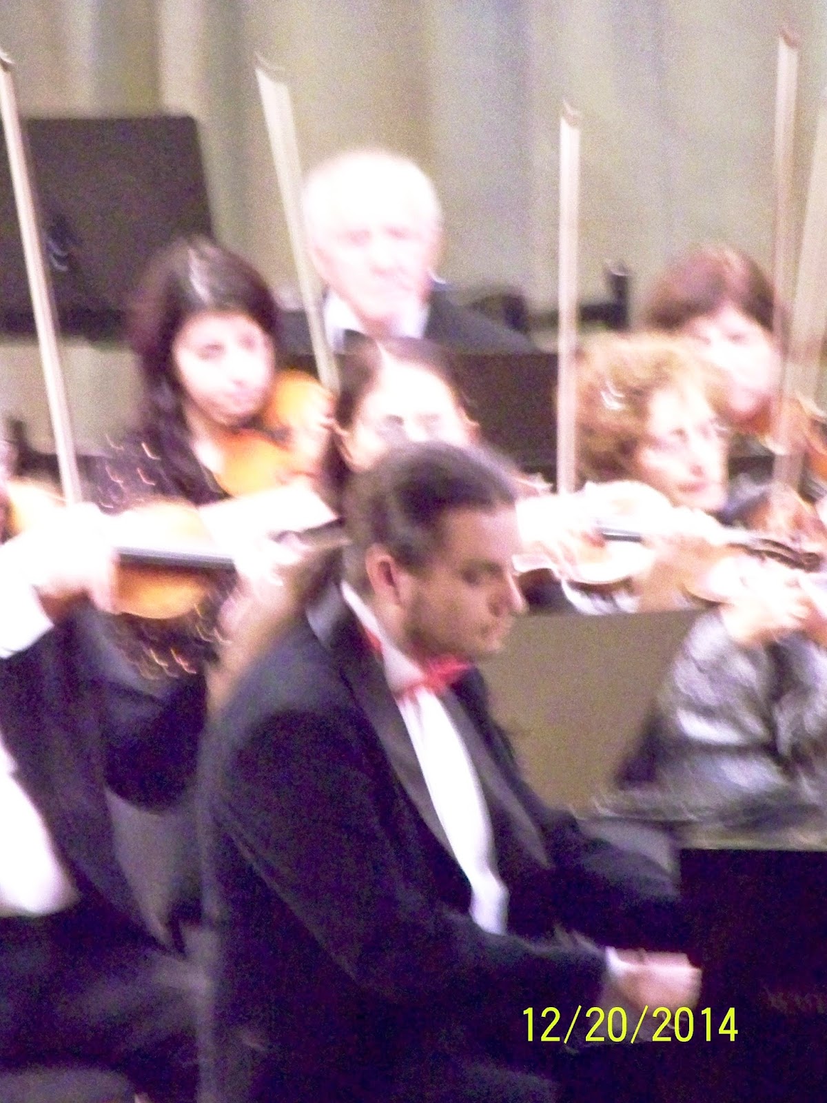 negutjoe: Orchestra medicilor la Piteşti