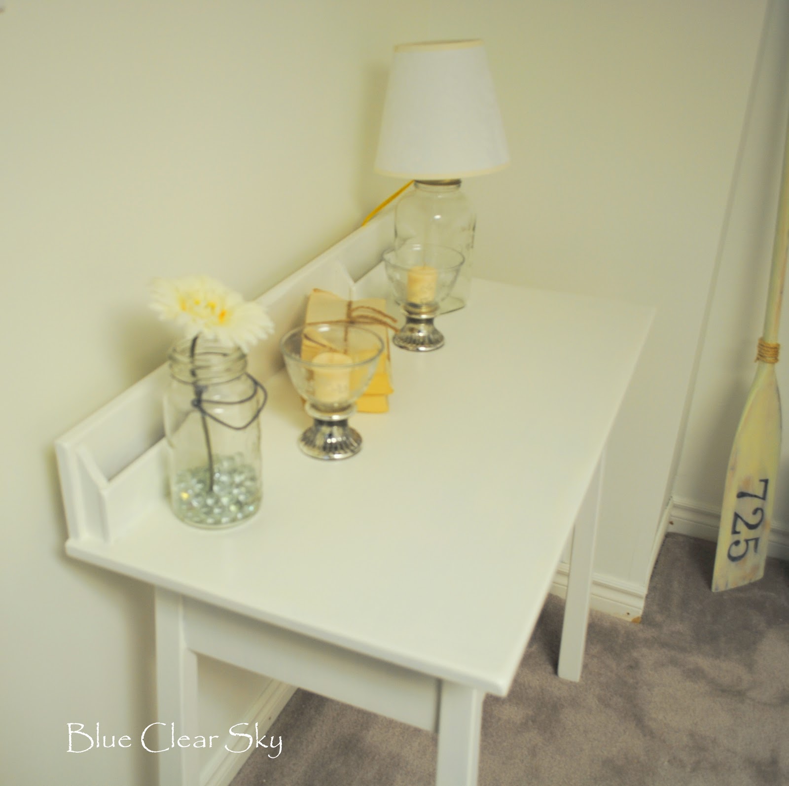 Rustic Maple: Guest Bedroom Desk Makeover