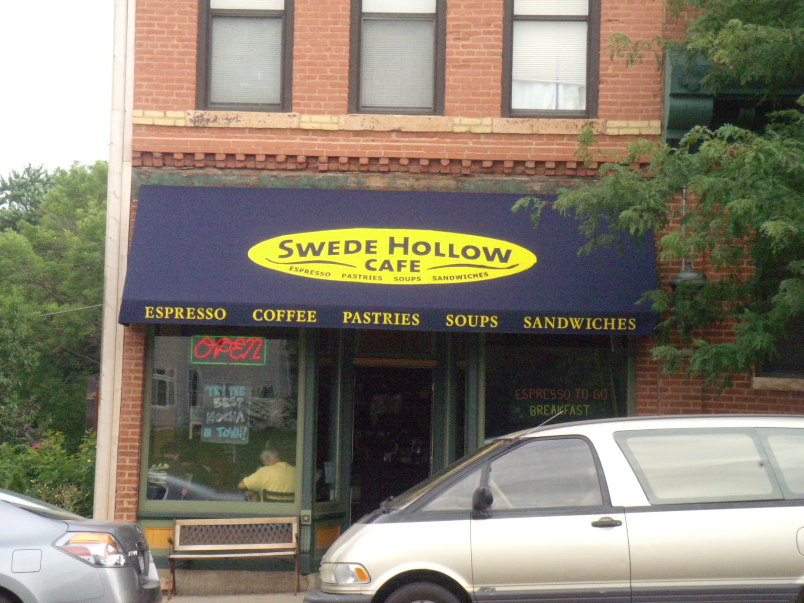 Ruminations on Food: Restaurant Review :: Swede Hollow Cafe