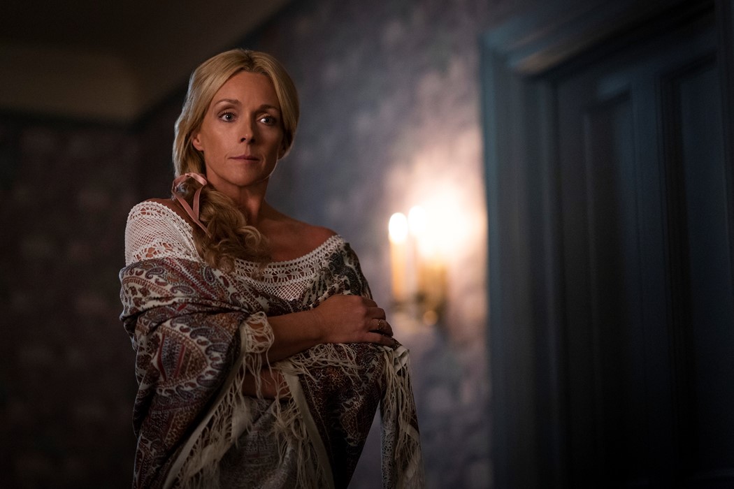 FILMY KOSTIUMOWE: Dickinson (TV Serial 2019– )