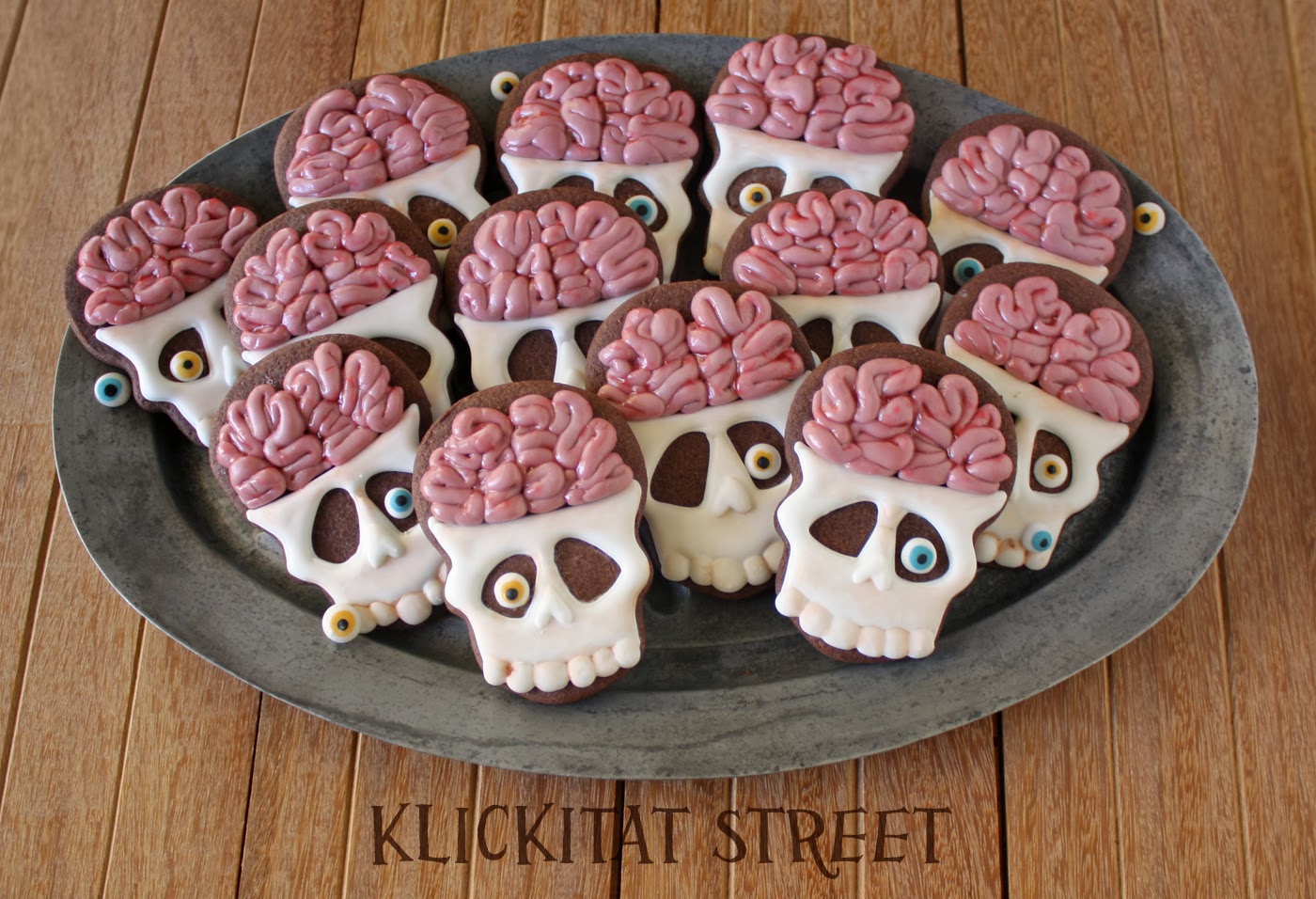 Brainy Skull Cookies Tutorial