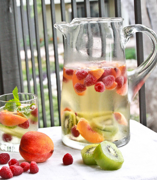 Skinny White Sangria Sparkler Recipe Enticing Entertaining