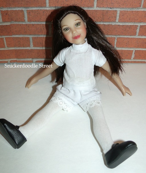 SNICKERDOODLE STREET: *REVIEW* Emmaline Dream Doll - Ginger Brook Hollow