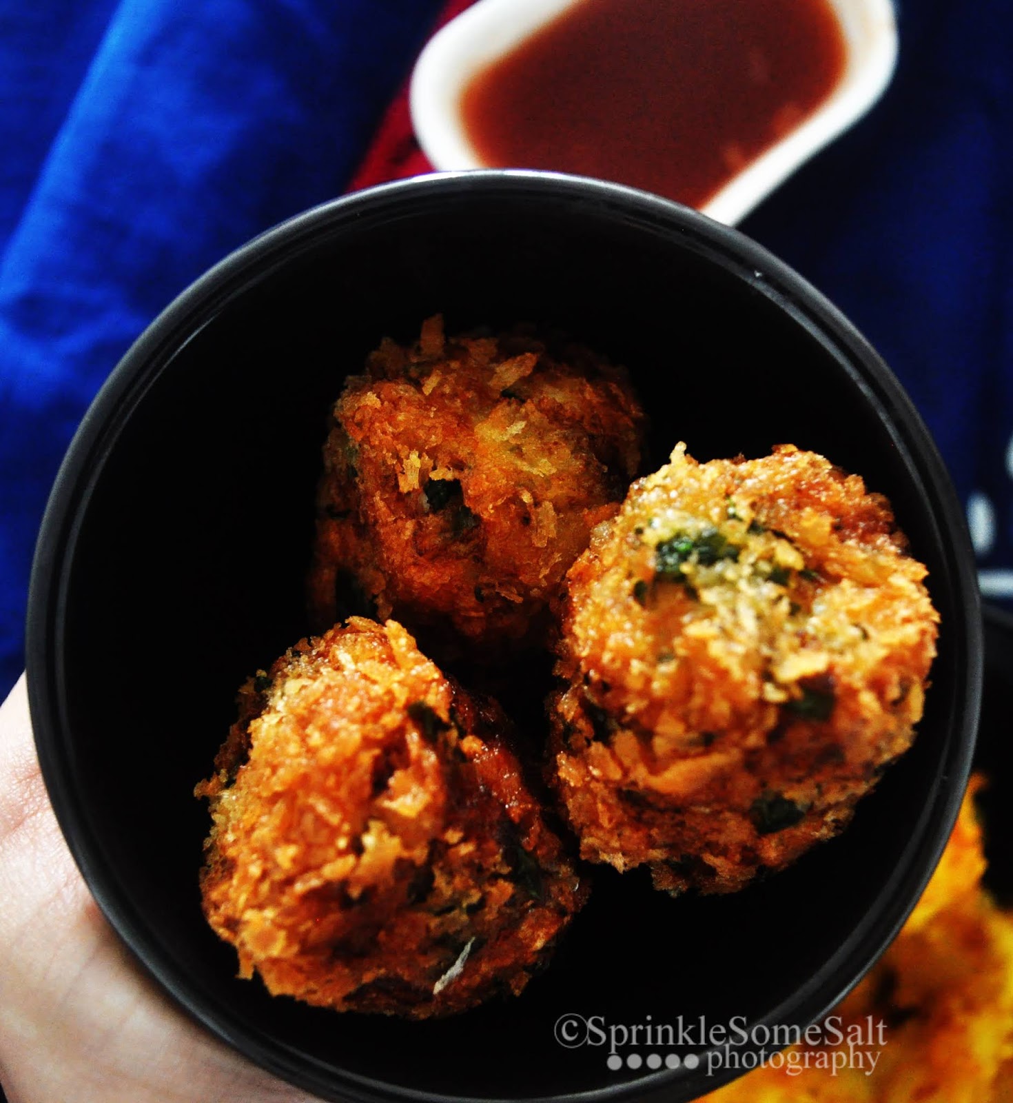 Sprinkle Some Salt!: Kolkata street food: Fish chop