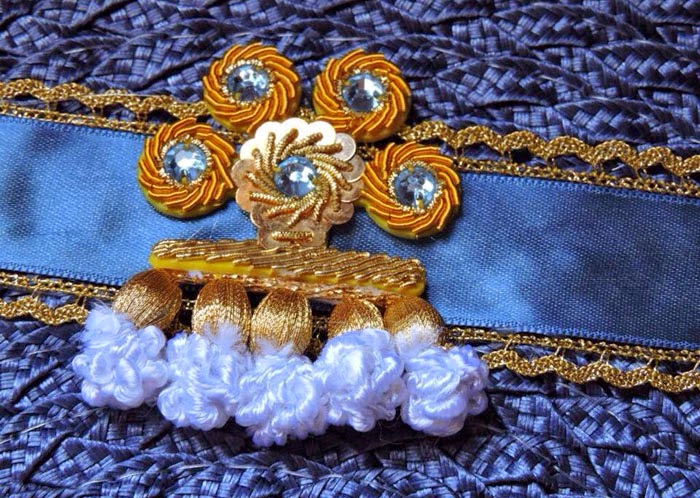 Mucho Más Que Toros: Alamares