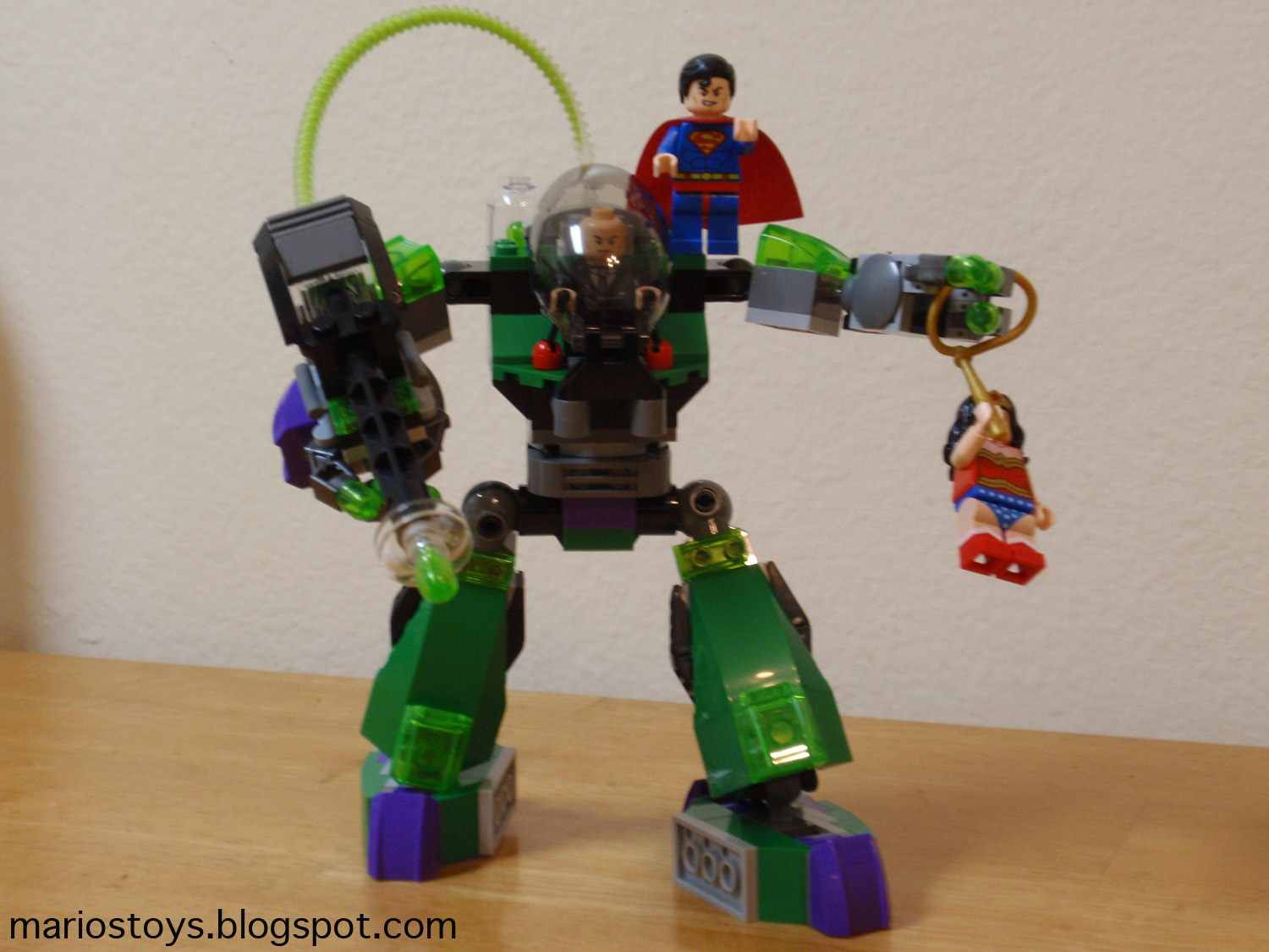 Lego Doomsday Superman