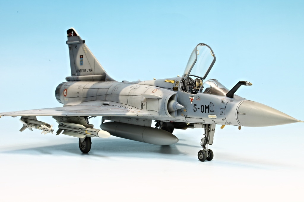 Istvan Michalko's scale models: Dassault Mirage 2000C - Heller kit, 1/ ...