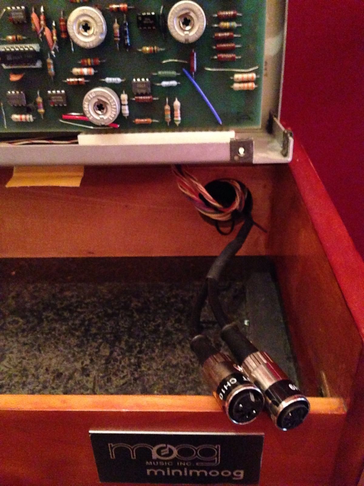 MATRIXSYNTH: Moog MiniMoog Model D - Early Oscillators w/ OptoKey Midi