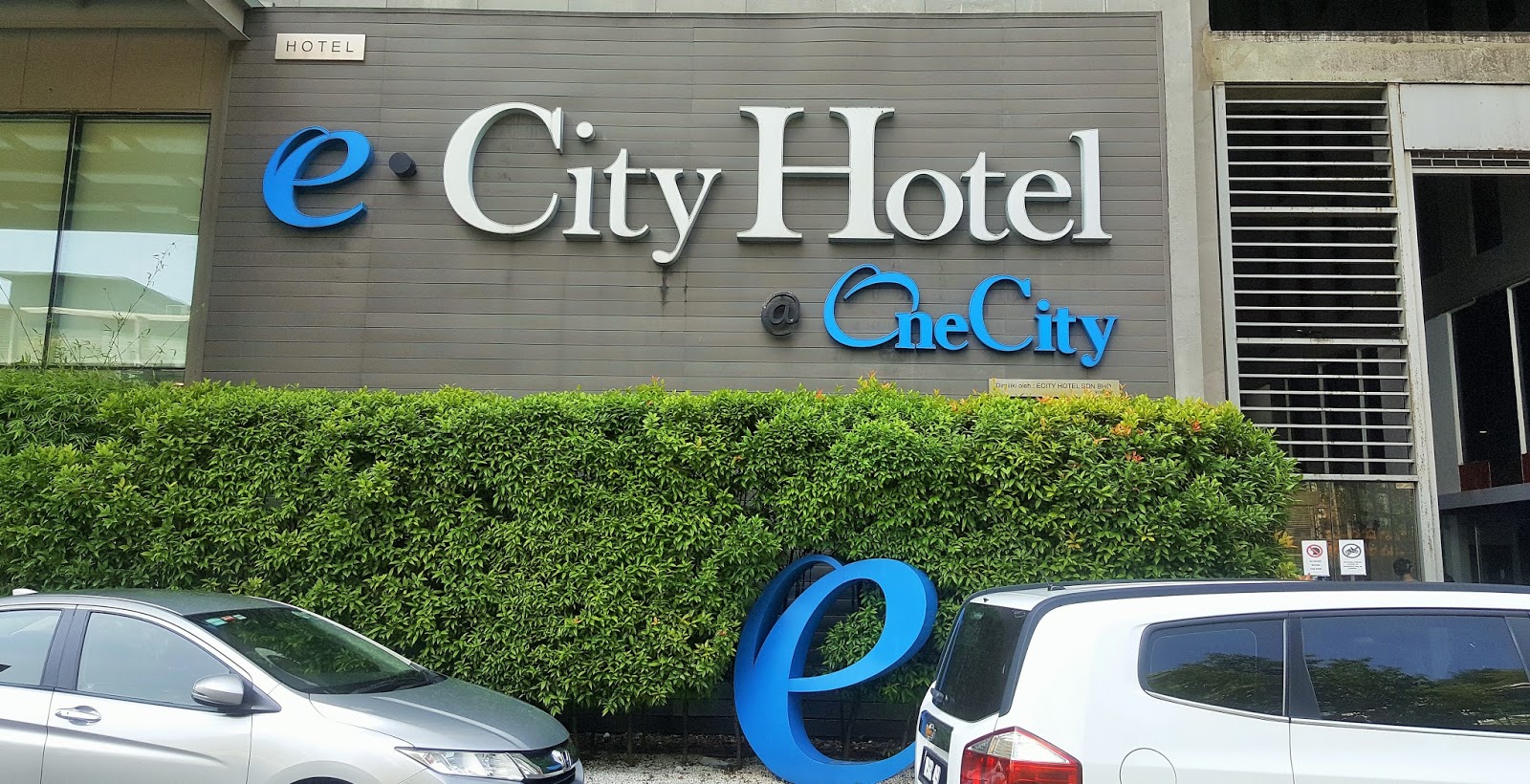 E-City Hotel @ One City USJ 25