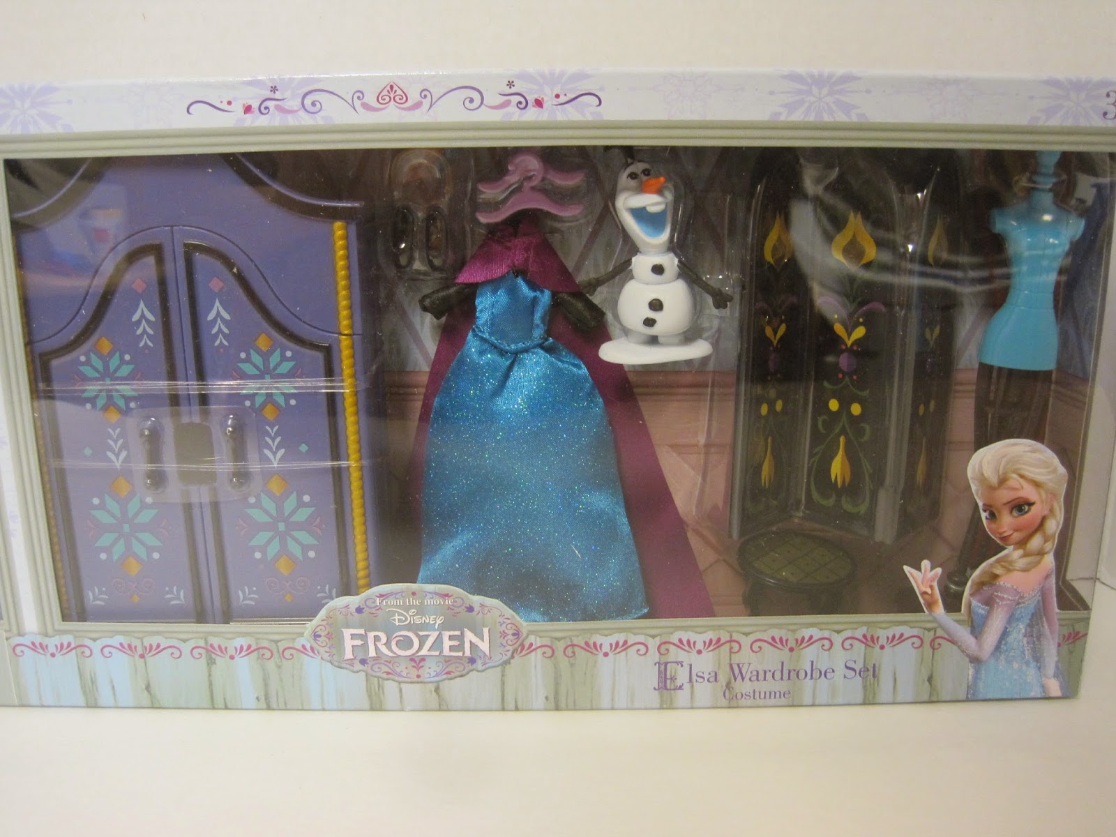 Never Grow Up: A Mom's Guide to Dolls and More: Disney Store Frozen ...