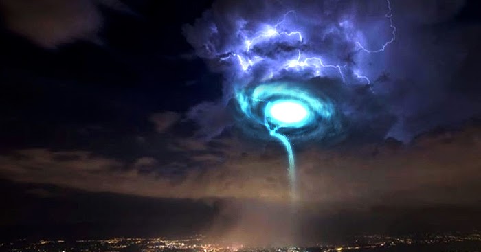 ¿SE ABREN PORTALES DIMENSIONALES DURANTE LAS TORMENTAS ELÉCTRICAS ...