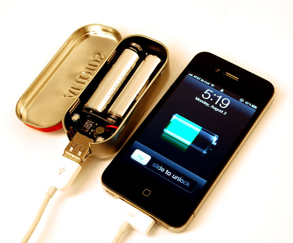 Genuine iPhone 4 Charger: June 2012