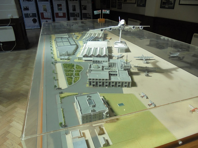 London buses one bus at a time: the return: Croydon Airport