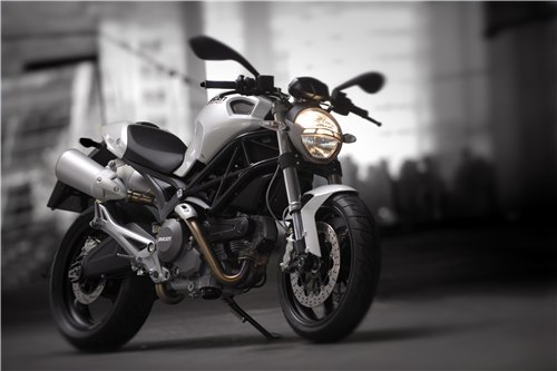 Speedy Bikes: ducati monster 696 white