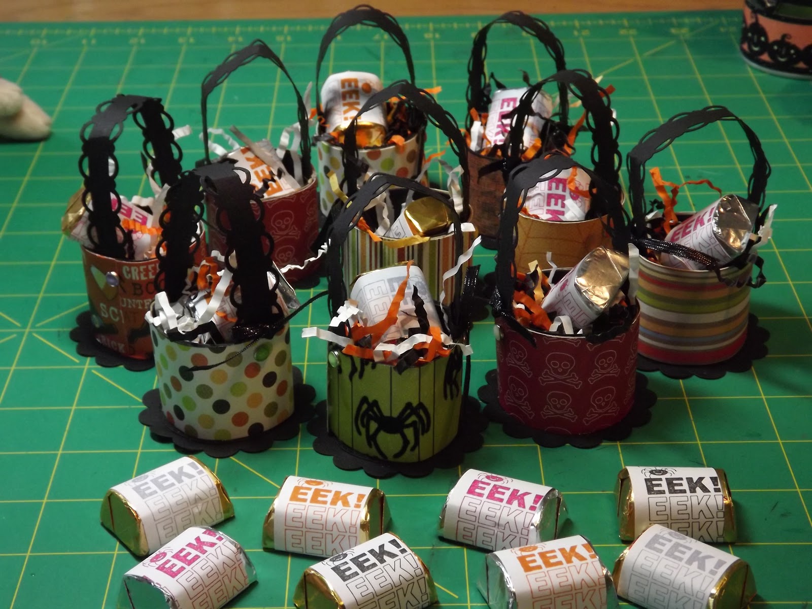 Nanny's Pansy Patch: Halloween Treat Baskets