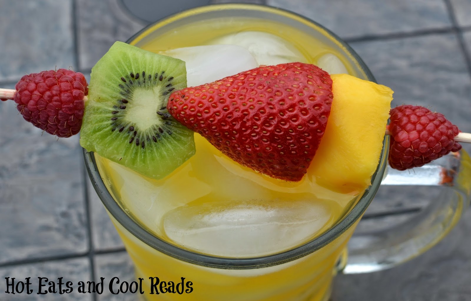 Sparkling SunnyD Lemonade with Fresh Fruit Skewers Recipe