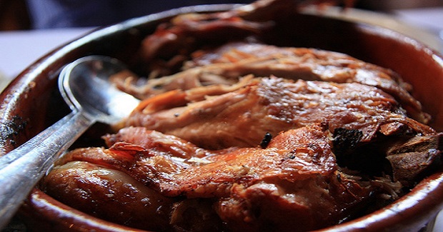 Cochinillo Asado- Roasted Suckling Pig Recipe - Pinoy Food Island