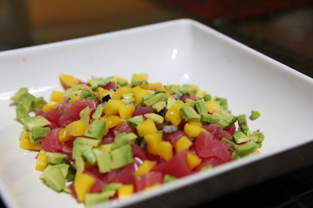 *Spicy* Tuna Mango Salsa — BELLEMOCHA.com