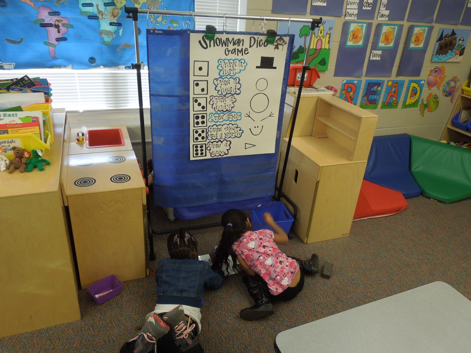 Miss Jones' Kindergarten Class: Lately in Miss Jones' Class