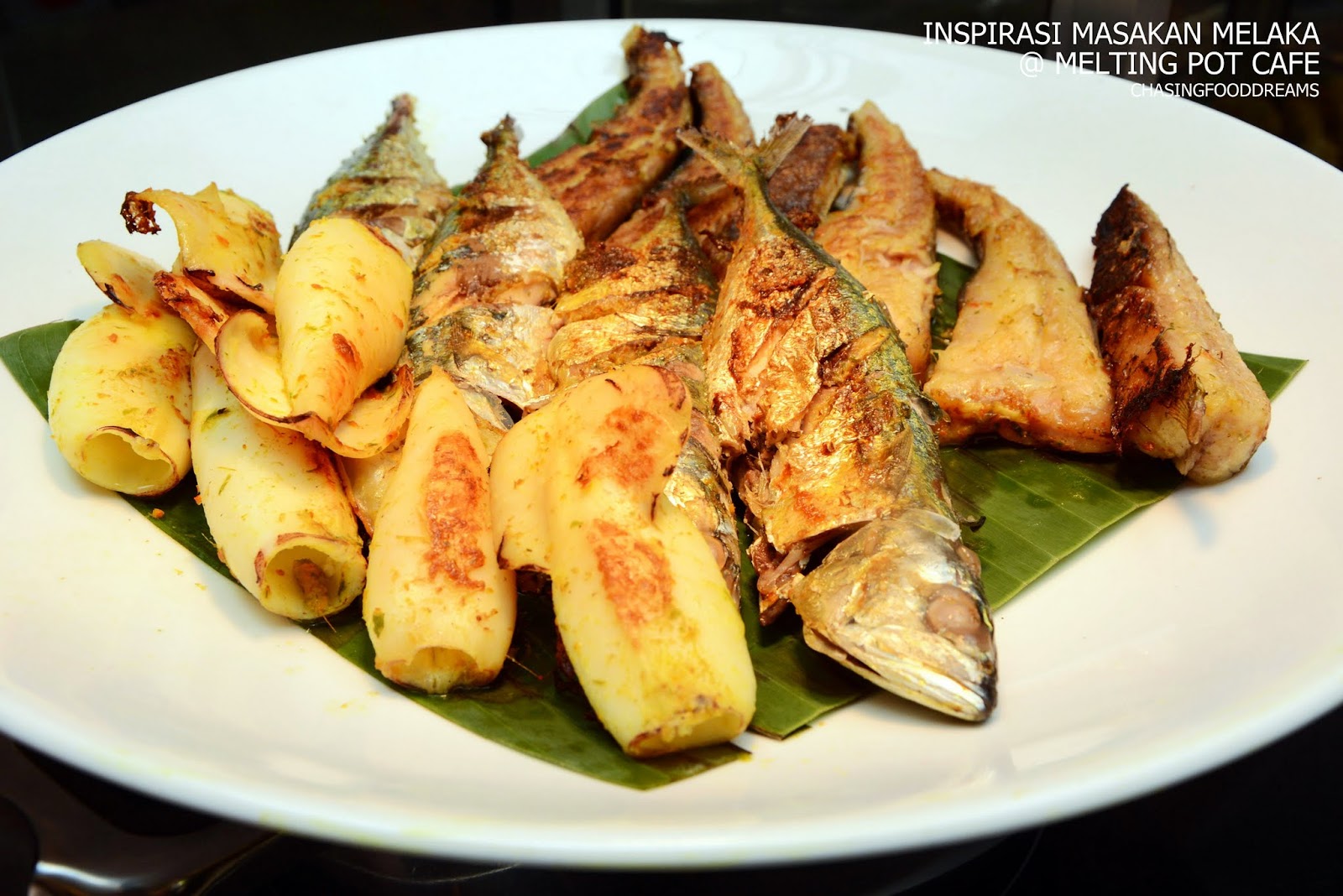 CHASING FOOD DREAMS: Buka Puasa @ Melting Pot Café, Concorde Hotel ...